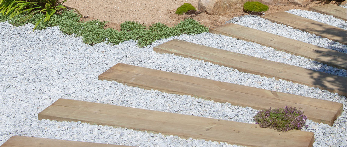 Poser une traverse paysagère | Pose | Id Terrasse Bois